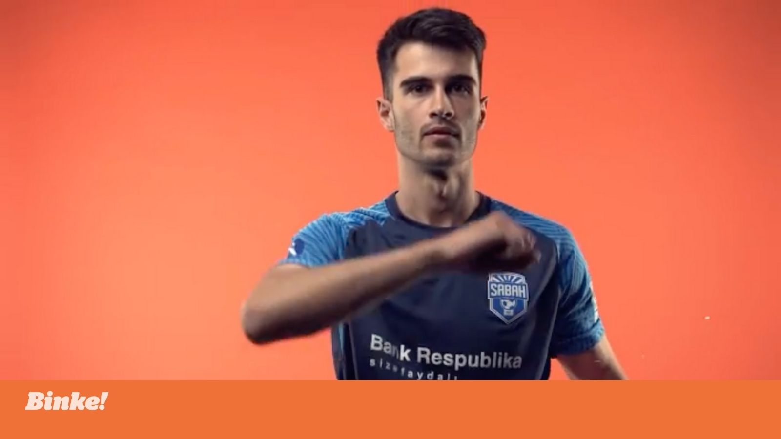 Azerbaijango Sabah futbol taldeak Jon Irazabal fitxatu du - BINKE